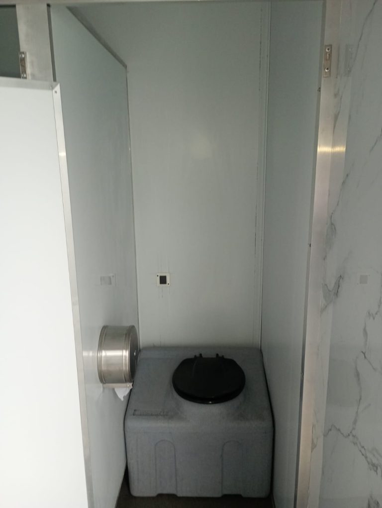 Modulo BA DELUXE DOBLE SANITARIO 6 MT. – Basani